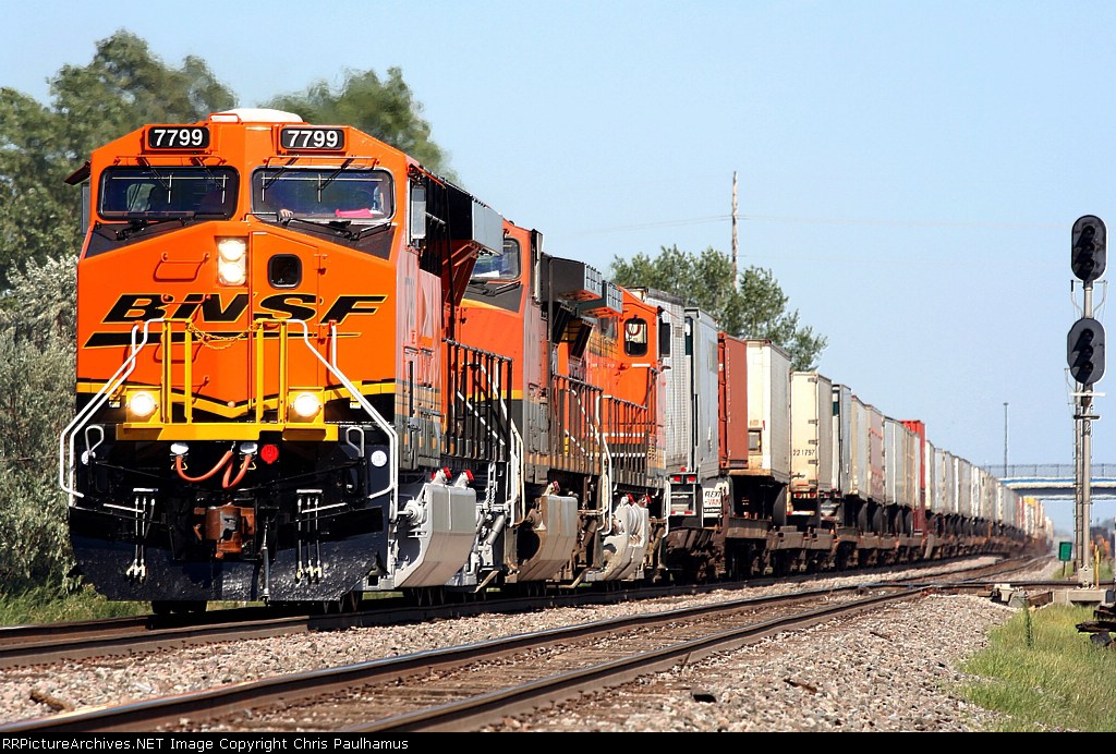 BNSF 7799